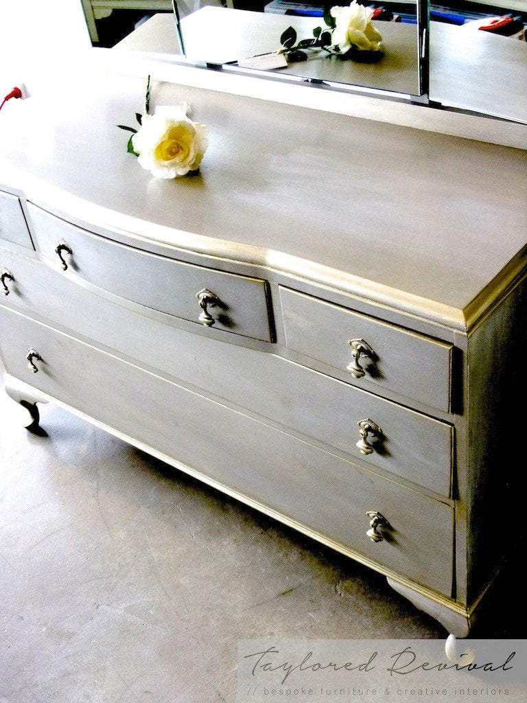 Not For Sale - Commissioned Queen Anne Dressing Table – The Artisan Company